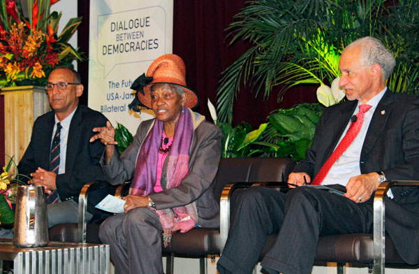 Una Clarke calls for a ‘hand up’ for the poor – Caribbean Life