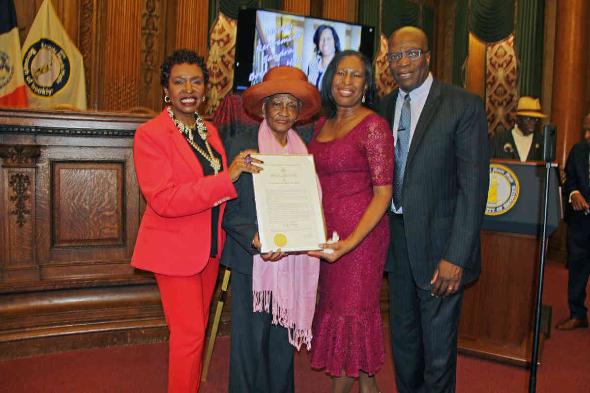 Community salutes Sandra Chapman on retirement – Caribbean Life