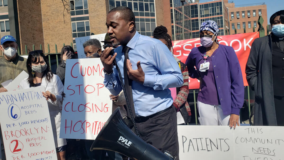 Dozens rally against impending closure of Kingsbrook Jewish Medical ...