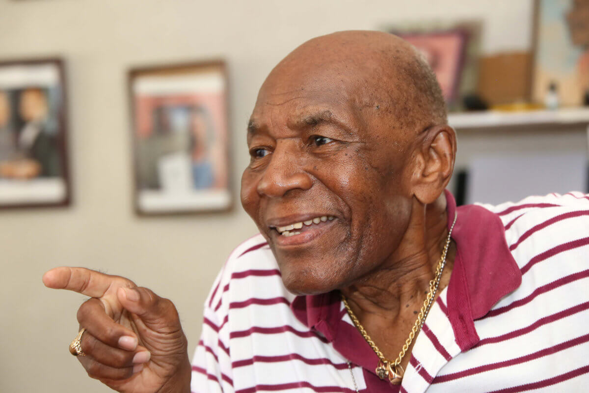 Caribbean American photojournalist Clyde Jones dies – Caribbean Life