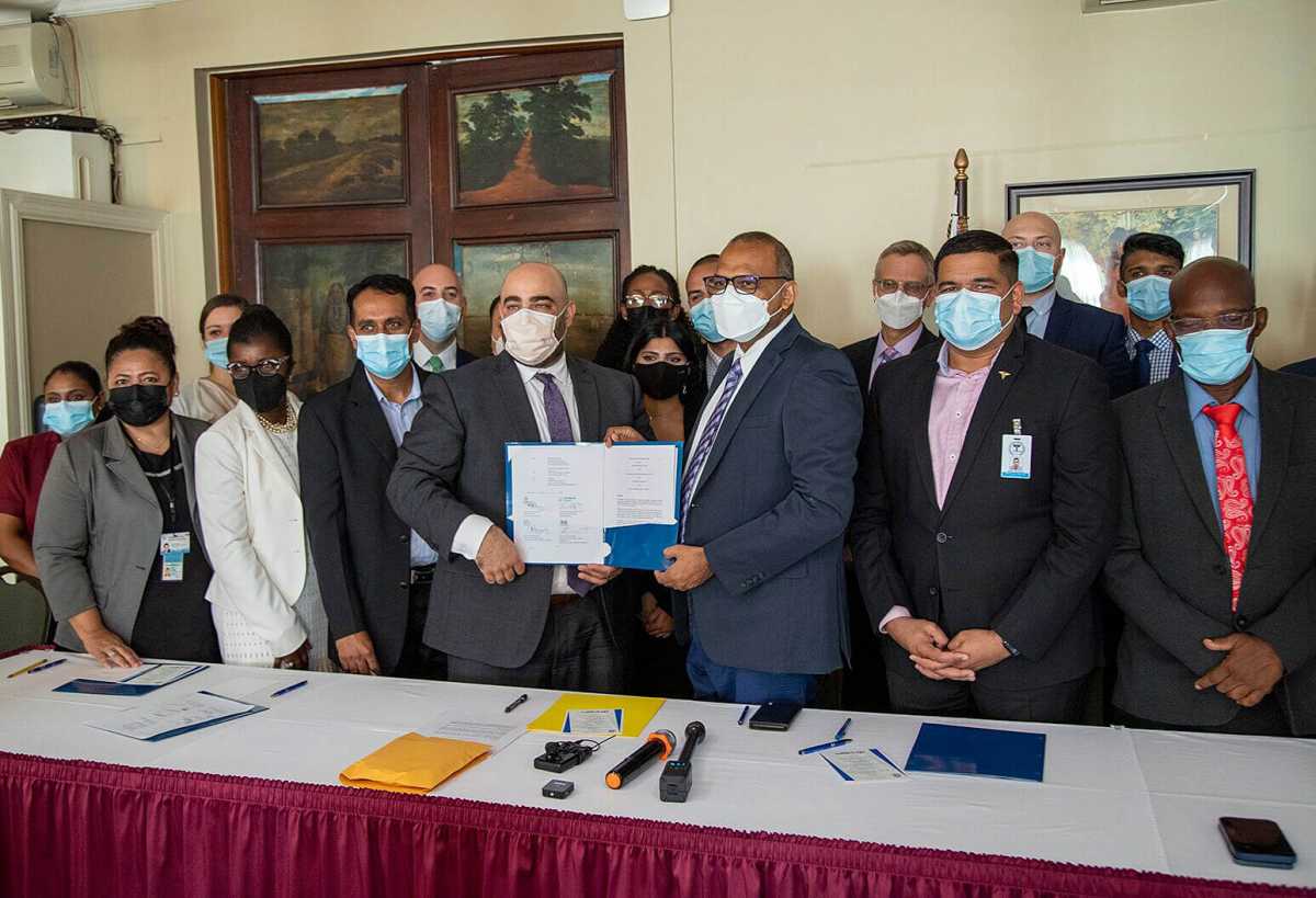 Medical residents of Northwell Health sign five-year partnership with ...