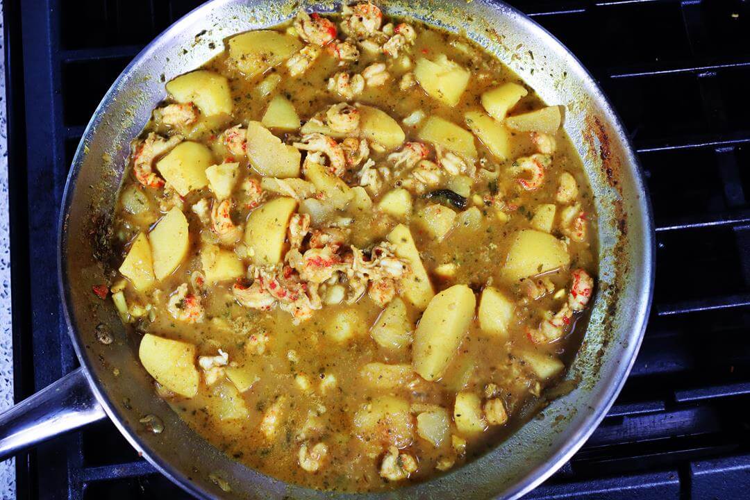 Curry Crayfish With Potato – Caribbean Life