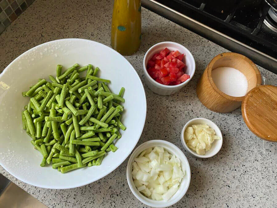 How to make Fry (stewed) Bodi – Caribbean Life