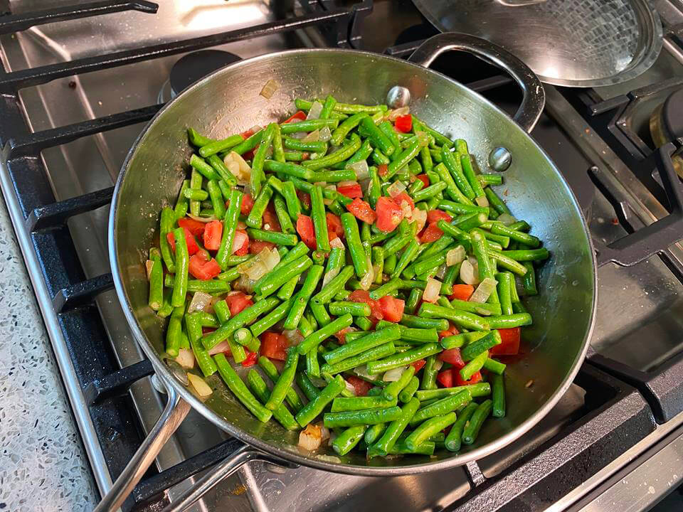 How to make Fry (stewed) Bodi – Caribbean Life