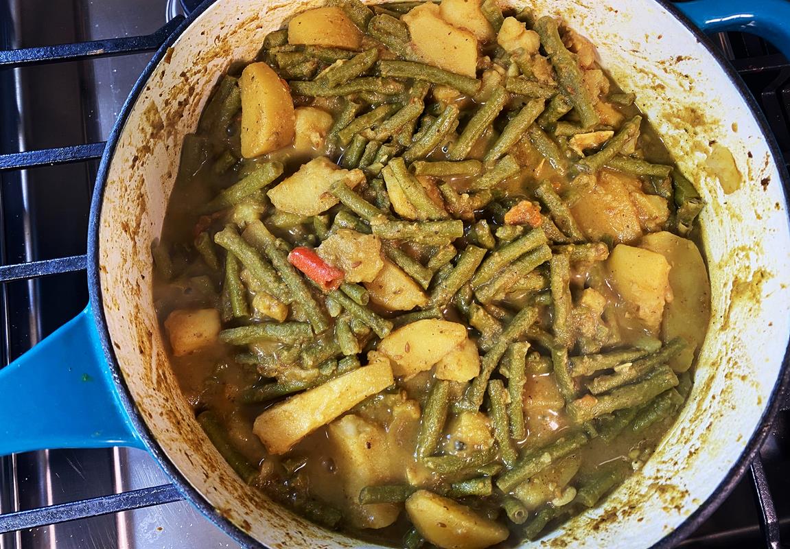 Curry Bodi With Potatoes – Caribbean Life