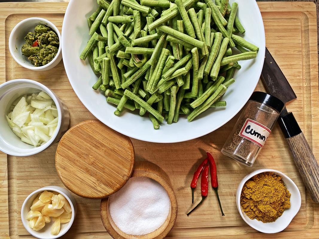 Curry Bodi With Potatoes – Caribbean Life