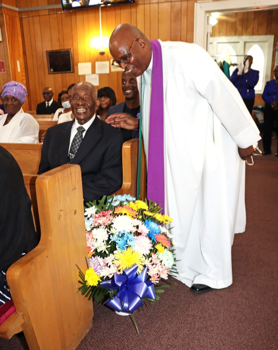 Pastor Roger Jackson proclaims ‘Father Knows Best’ – Caribbean Life