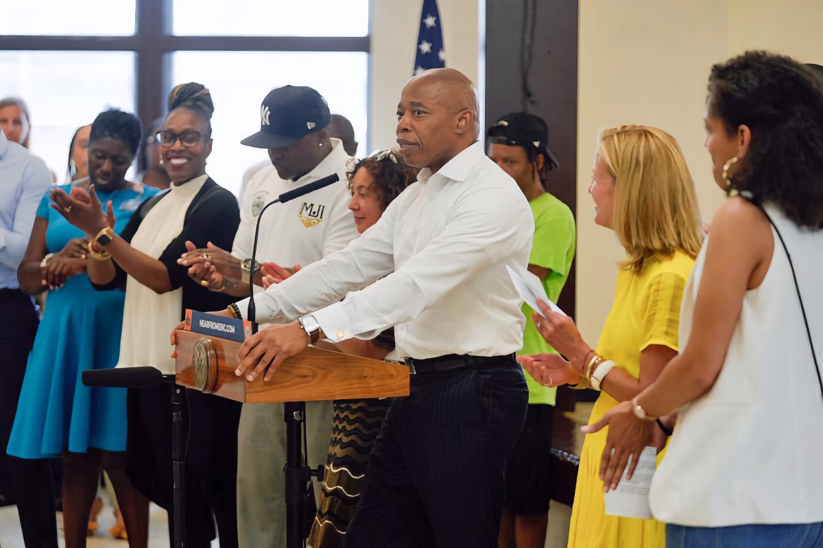 Adams celebrates $160M investment in Brownsville Recreation Center, 62 ...