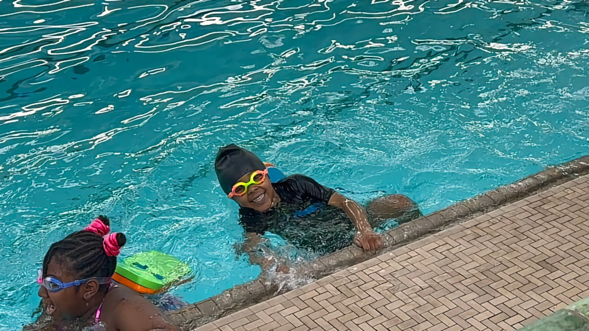 Swim 1922 event brings joy to youngsters at Bed-Stuy YMCA pool ...